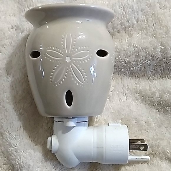 Scentsy | Other | Sand Dollar Mini Warmer | Poshmark